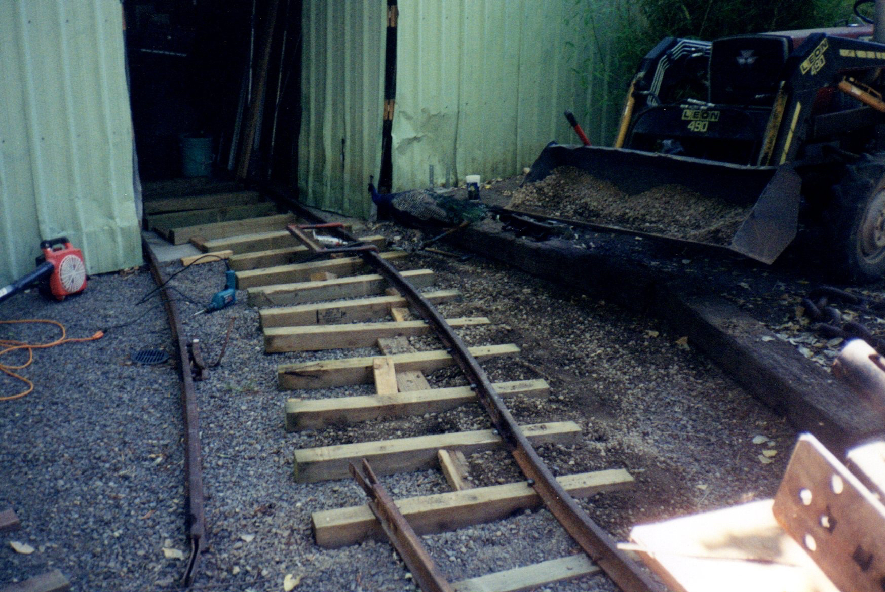 2000 Track Construction – Baker's 10 Acre Railway Gardens