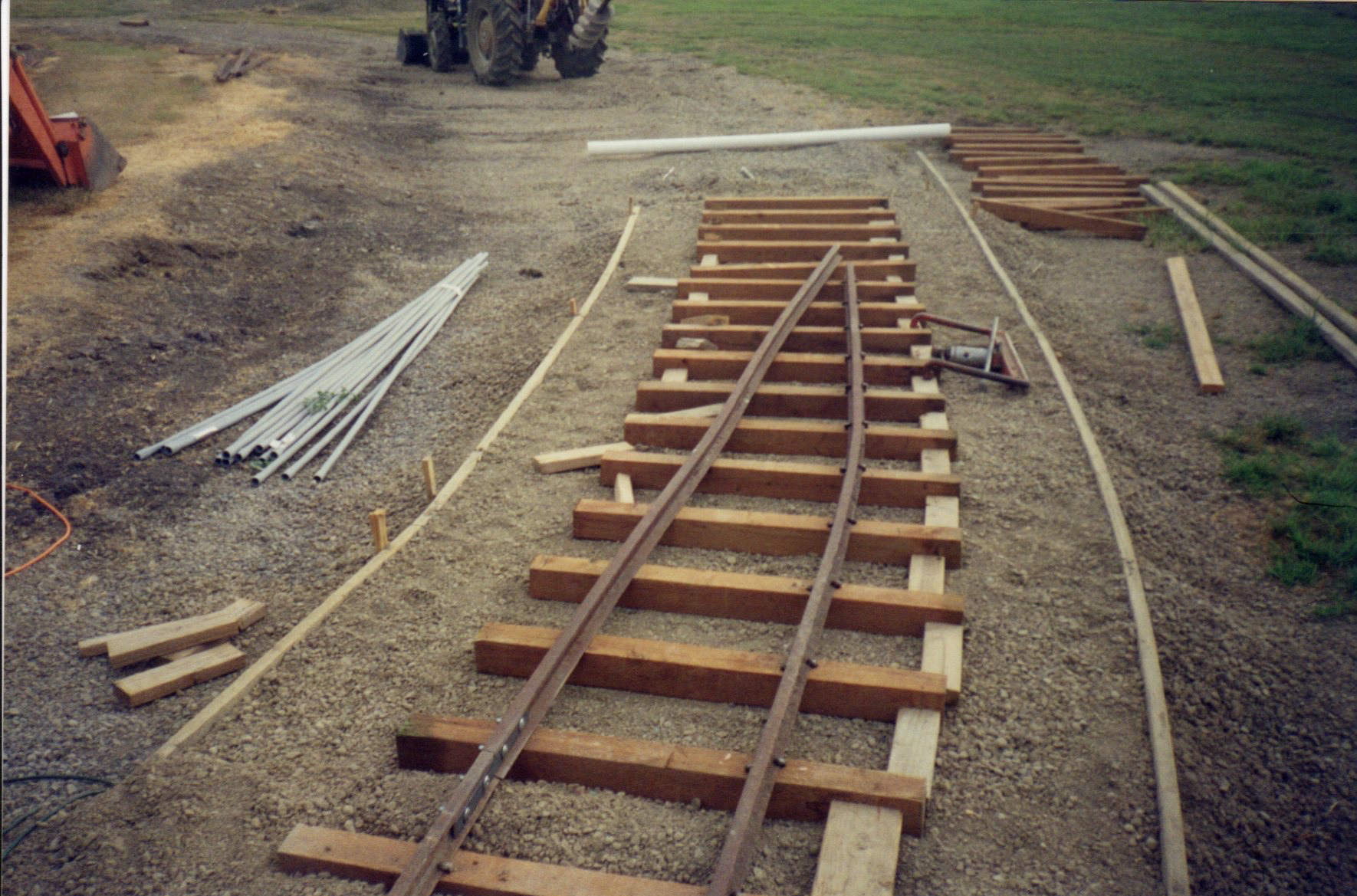2003 Track Construction – Baker's 10 Acre Railway Gardens