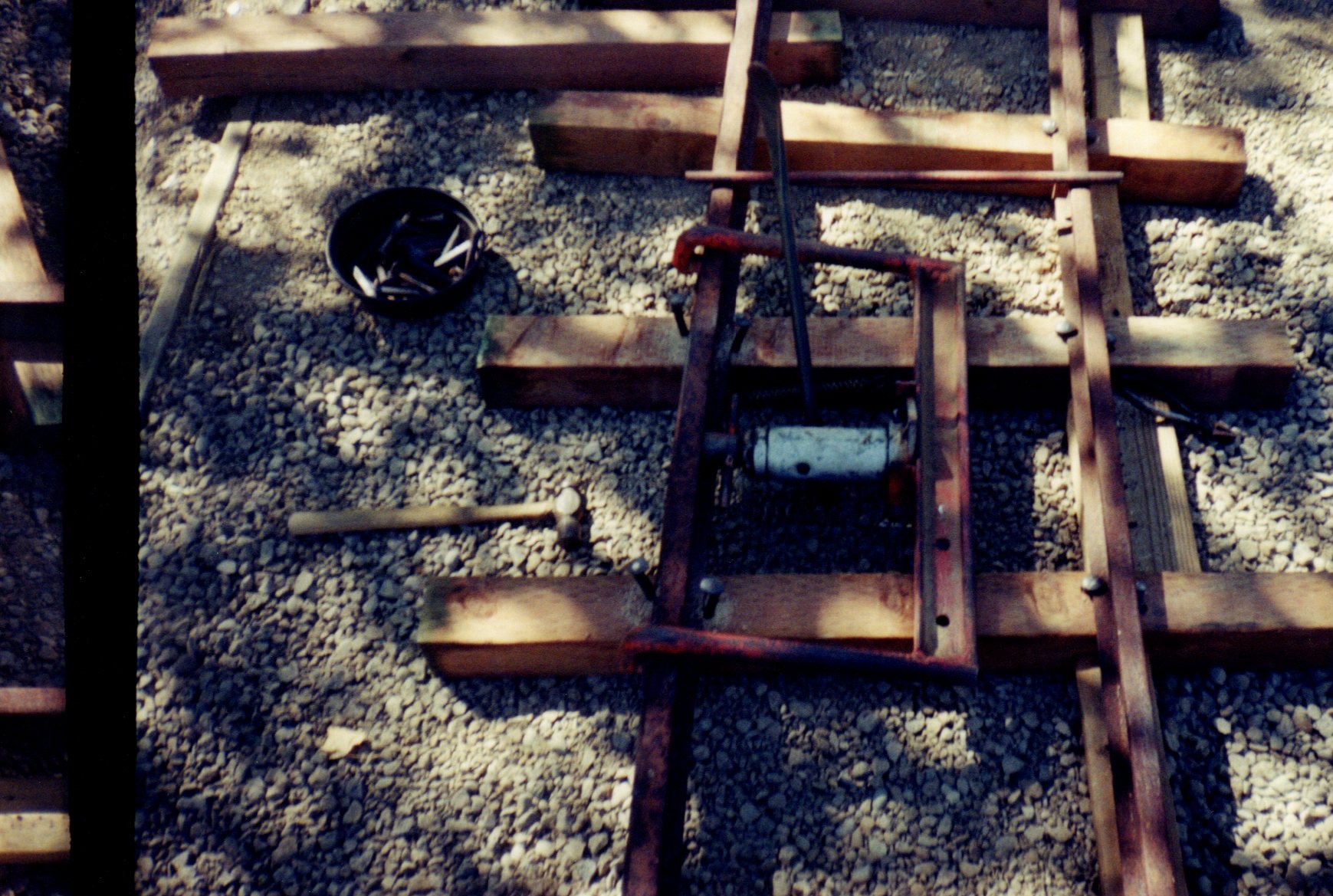 2000 Track Construction – Baker's 10 Acre Railway Gardens